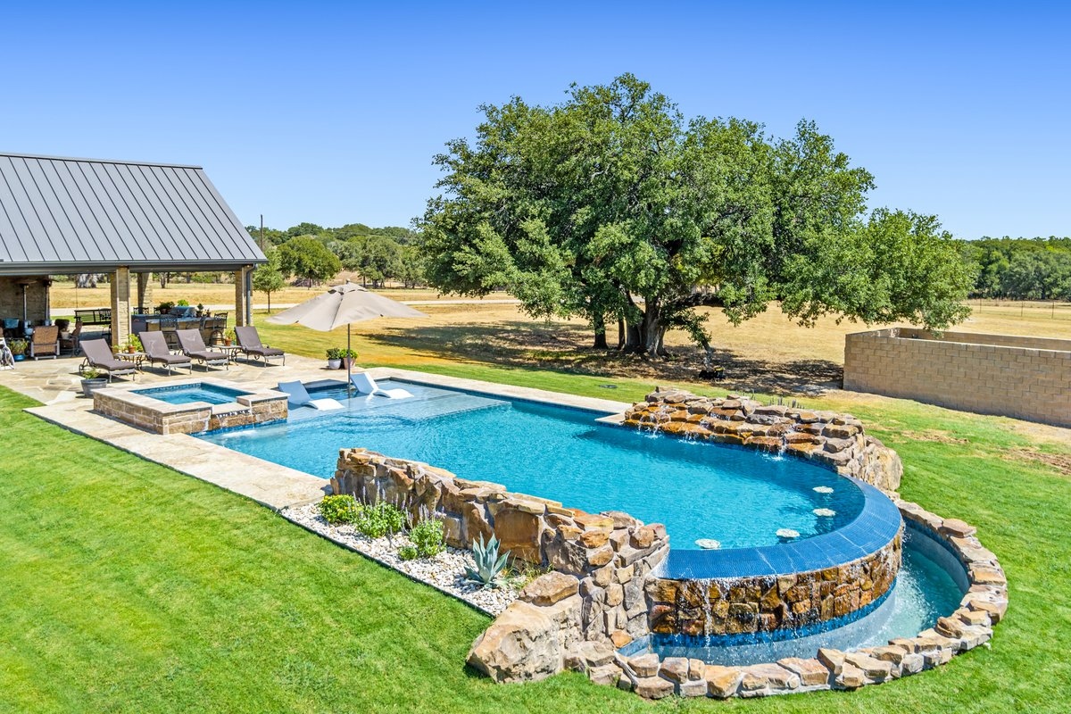 Dive into Summer Planning with Waco's Top Pool and Spa Builders ...