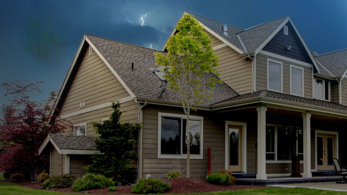 Roofing Contractor - Modern Texas Living